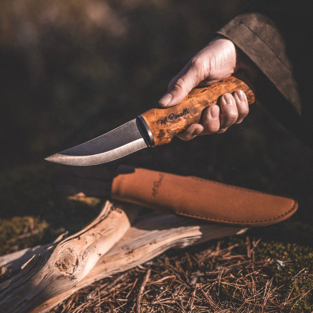 Hunting Knife | Ultra High Carbon Steel Blade | Roselli Finland